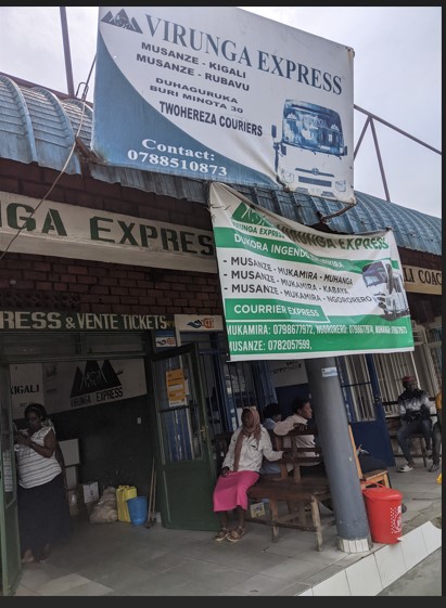 ICUMI BA MBERE BAZA KU ISONGA MU GUTANGA SERVISE NZIZA KU BATURIYE ...