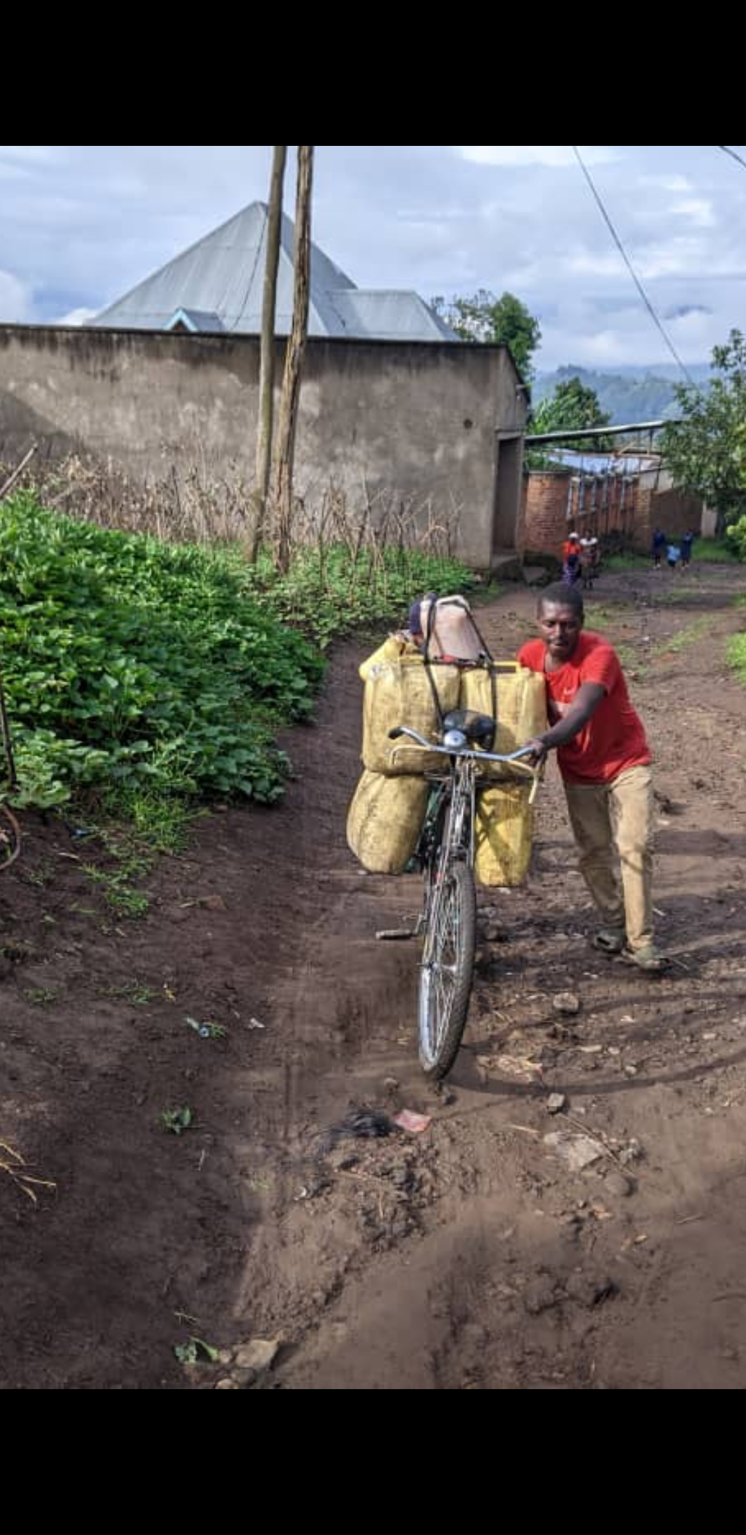 Musanze-Muko: Virunga Today yatahuye uruganda ruto rw'inzoga z'inkorano ...